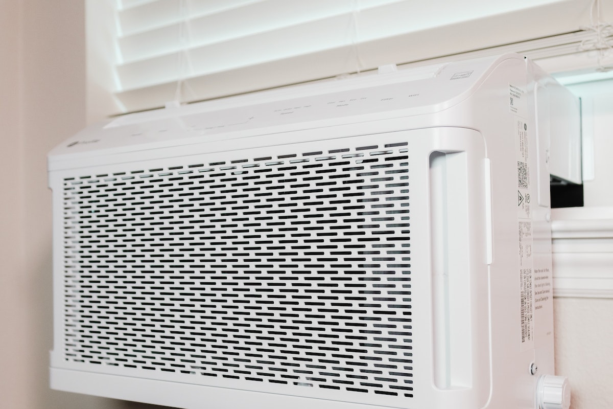 What is a Ventless Air Conditioner?- Advanced Heating and AC